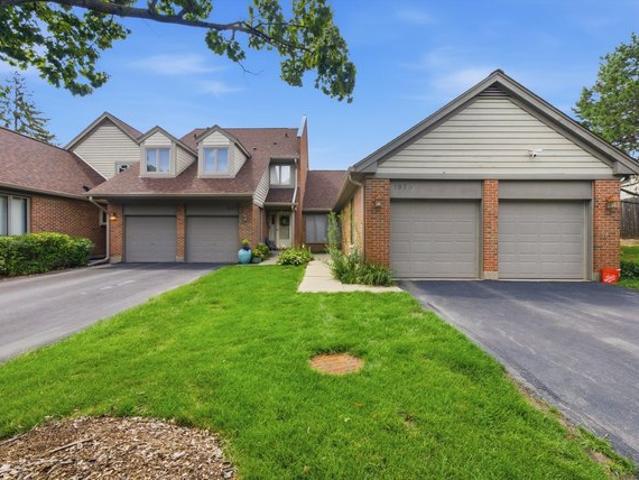 1975 Koehling Rd, Northbrook, IL 60062