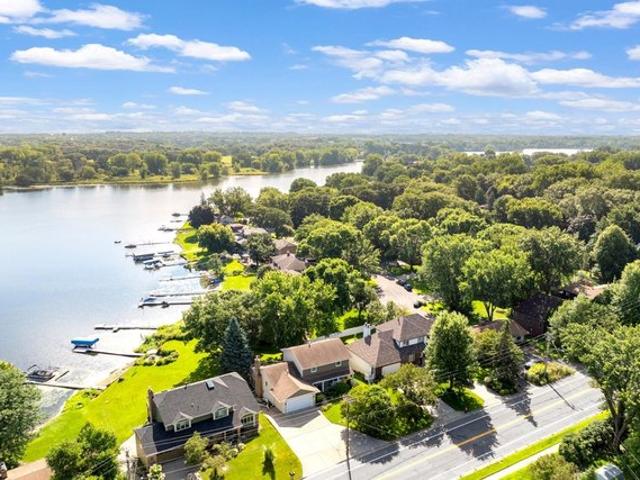 1975 Long Lake Rd, New Brighton, MN 55112