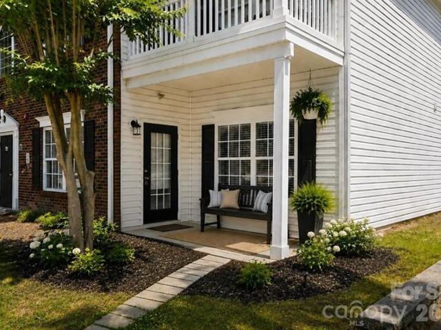 19762 Feriba Pl, Cornelius, NC 28031