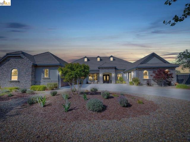 1976 Oak Creek Dr, Copperopolis, CA 95228 | MLS #41129