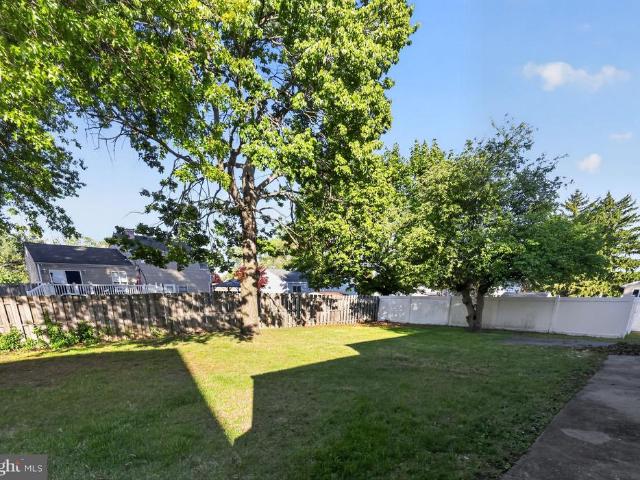 1976 Arena Drive