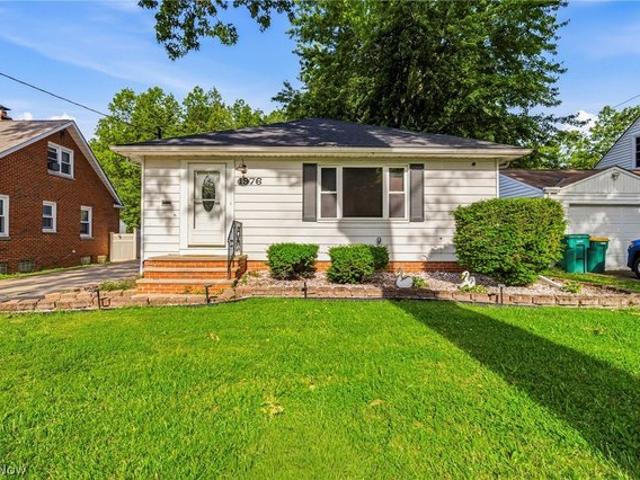 1976 Beverly Hills Dr, Richmond Heights, OH 44143