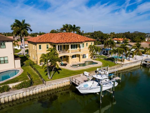 1976 Kansas Ave NE, St. Petersburg, FL 33703 | MLS #TB8453