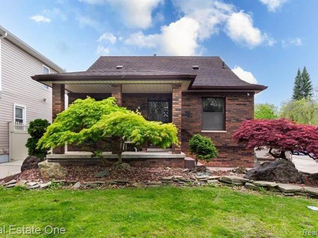 1977 Markese Ave, Lincoln Park, MI 48146