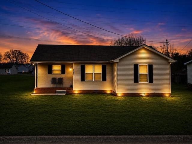 1977 Timberline Cir, Oak Grove, KY 42262