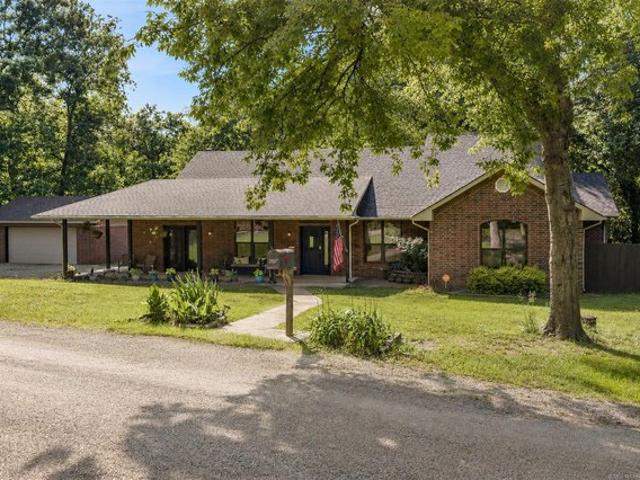 19780 E County Road 1542 Loop, Ada, OK 74820