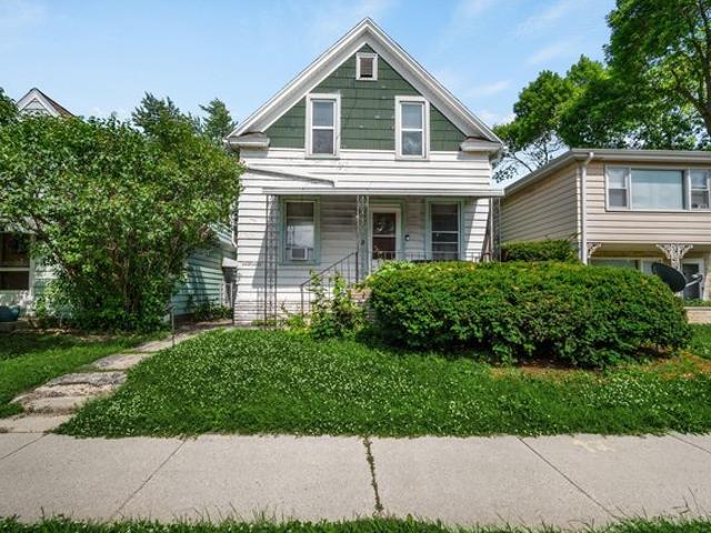 1978 S 76th St, West Allis, WI 53219