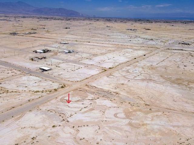 1978 Seaview Dr, Thermal, CA 92274