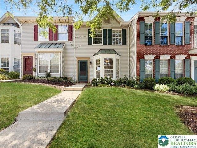 1978 Willings Ln, Lower Saucon Township, PA 18055