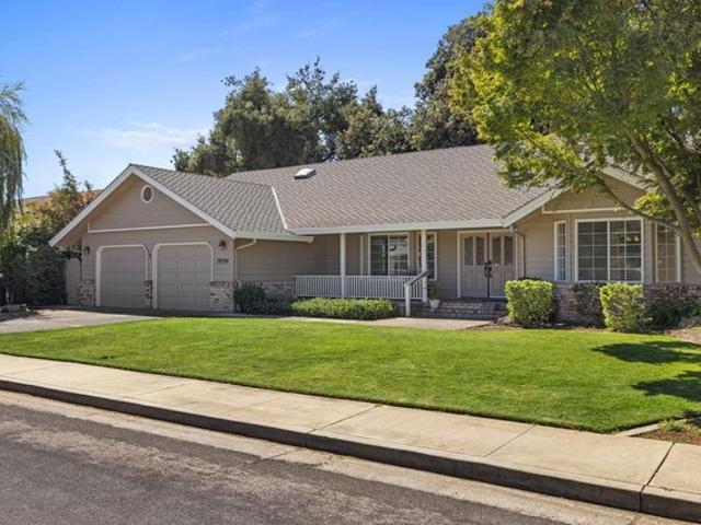 19799 Julie Ann Dr, Hilmar, CA 95324