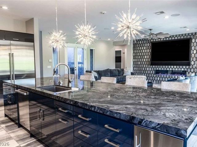 1979 Orchard Mist St, Las Vegas, NV 89135