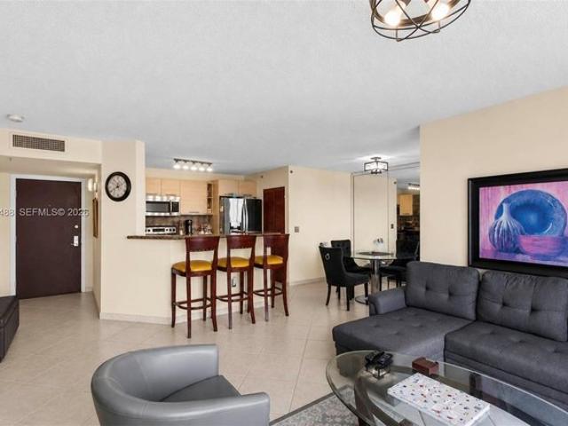 19701 E Country Club Dr Unit 5604, Aventura, FL 33180