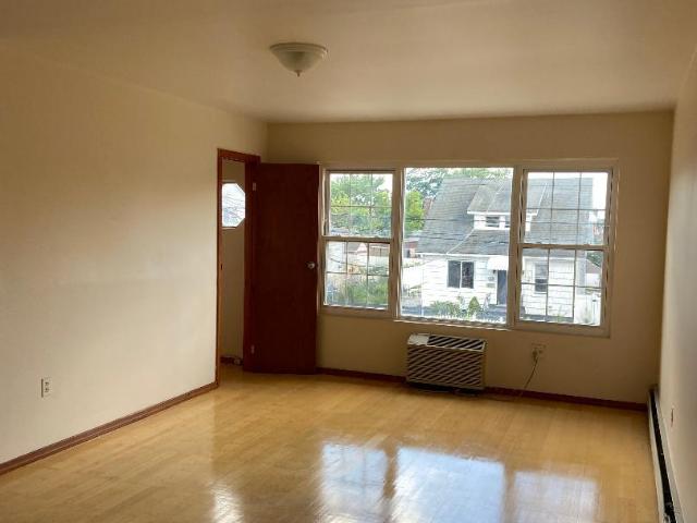 19707 th ave