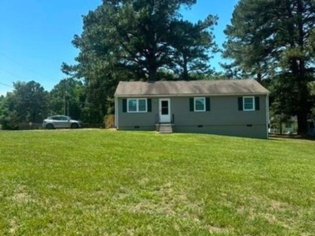 19705 Dorothy Cir, Dinwiddie, VA 23841