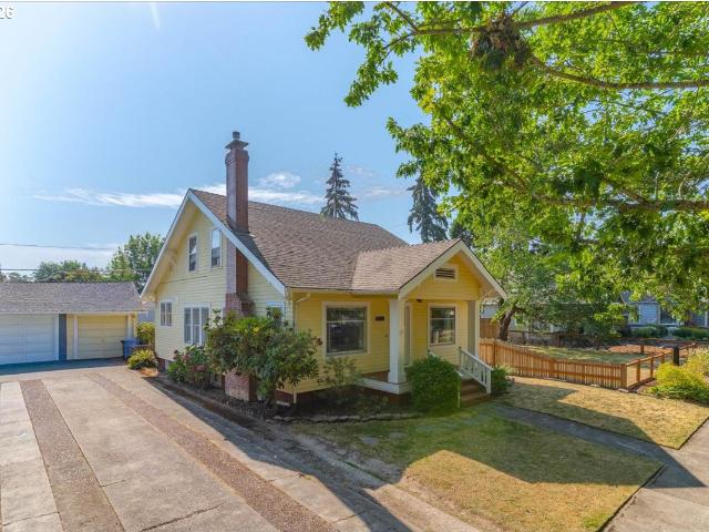 1970 maple ave ne