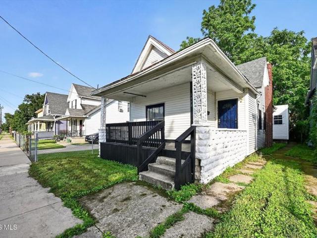 1970 N Ontario St, Toledo, OH 43611