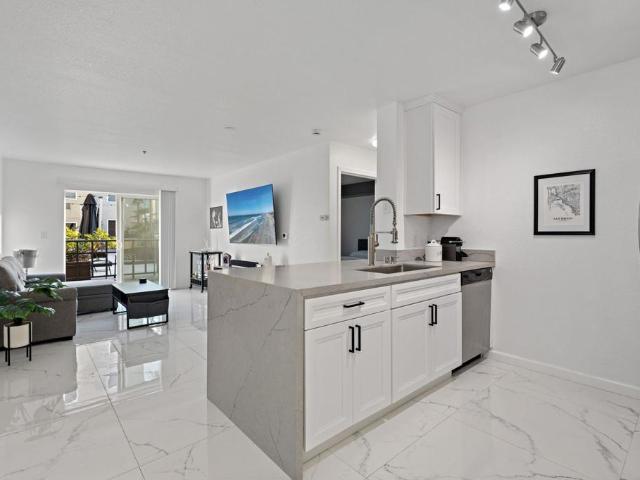 1970 Columbia Street 203