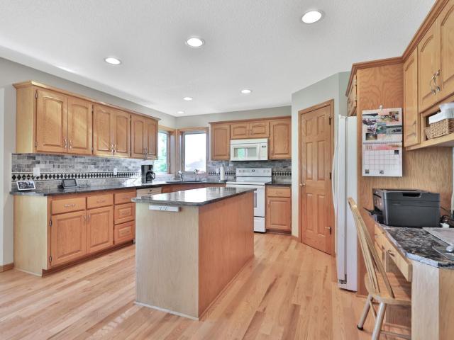 19710 Hunters Ridge