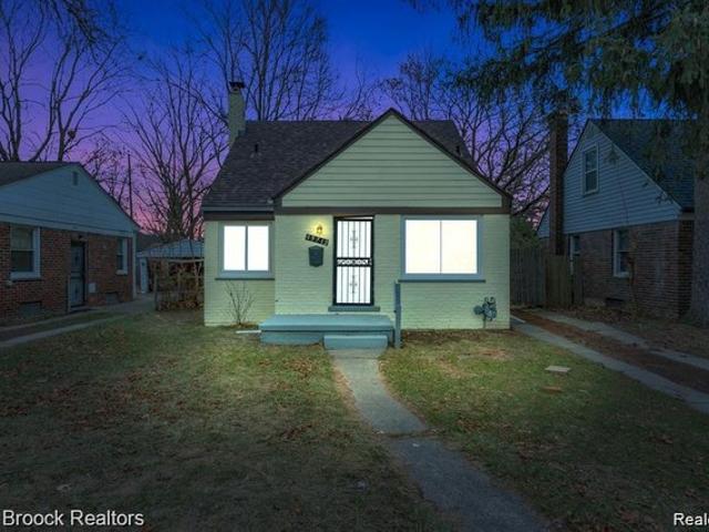 19712 Lahser Rd, Detroit, MI 48219