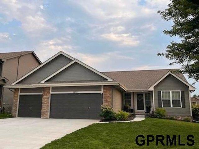 19717 Briggs St, Omaha, NE 68130