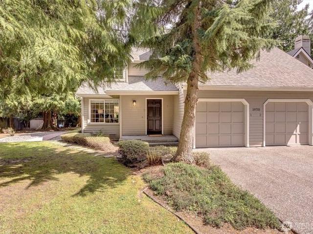 19715 Bing Rd Unit A, Lynnwood, WA 98036