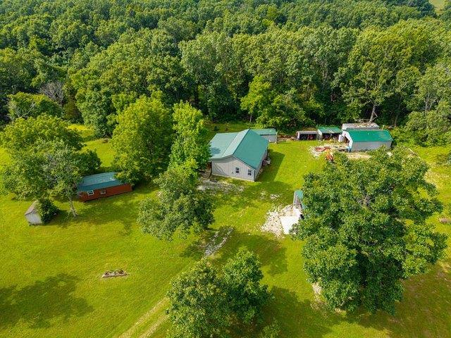 19716 State Highway N, Squires, MO 65755