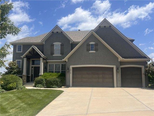 19718 W 94th Ter, Lenexa, KS 66220