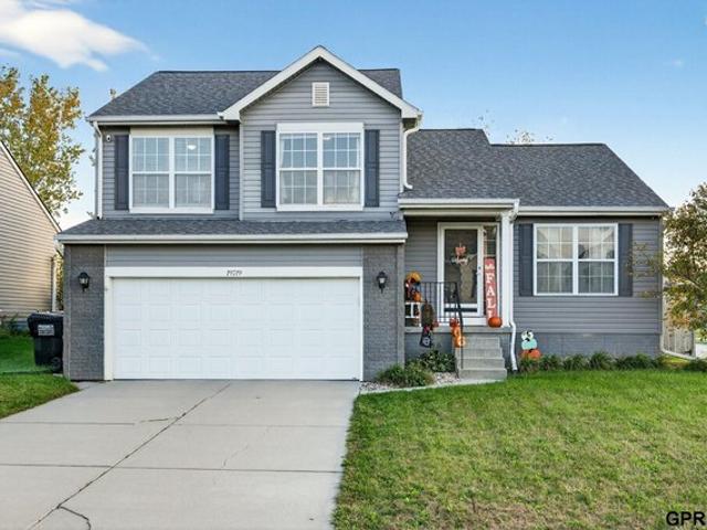 19719 X St, Omaha, NE 68135