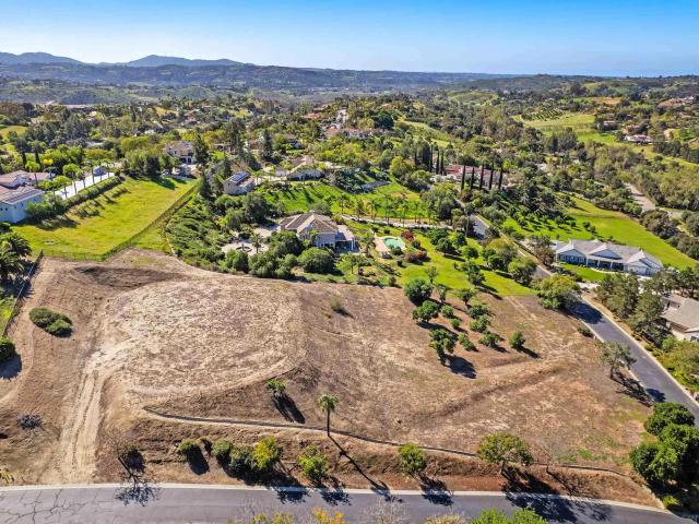 1971 Candice Ct, Unit 64, Fallbrook, CA 92028 | MLS #260005