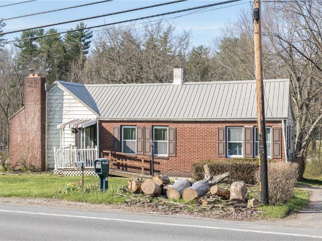 1971 Henderson Ave
