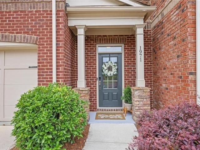 1971 Silver Birch Drive SE