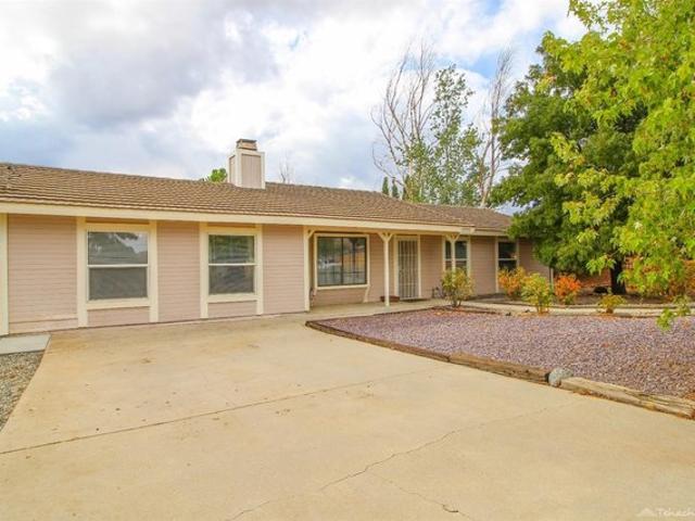 19720 Kid Pl, Tehachapi, CA 93561