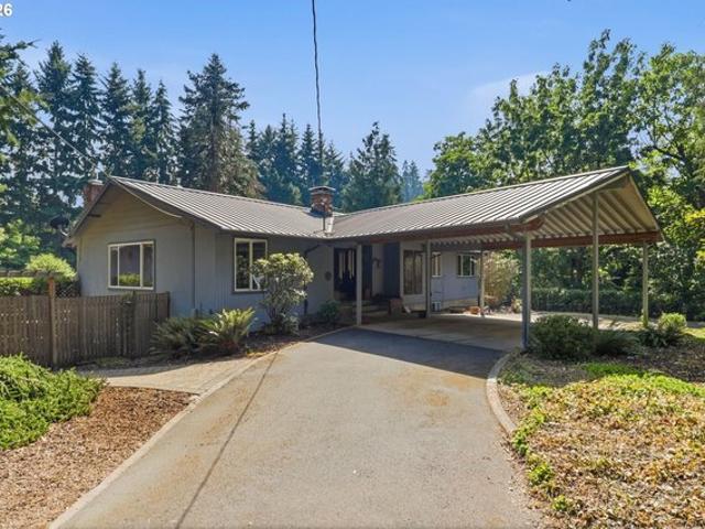 19720 S Hinkle Rd, Oregon City, OR 97045