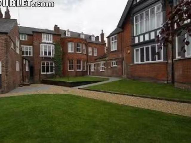 1972 Room for rent in Leicestershire