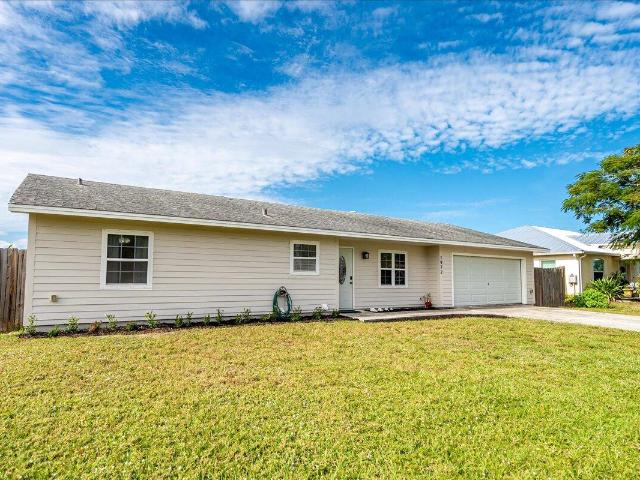 1972 SE Esterbrook St, Port St. Lucie, FL 34983 | MLS #R11150 | Compass