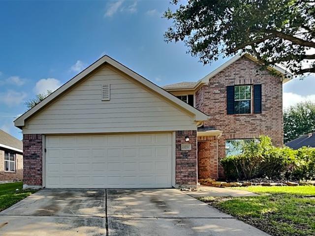 19731 Village Ridge Dr, Tomball, TX 77375