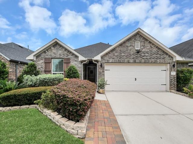 19734 Oakdale Lakes Trl, Richmond, TX 77407