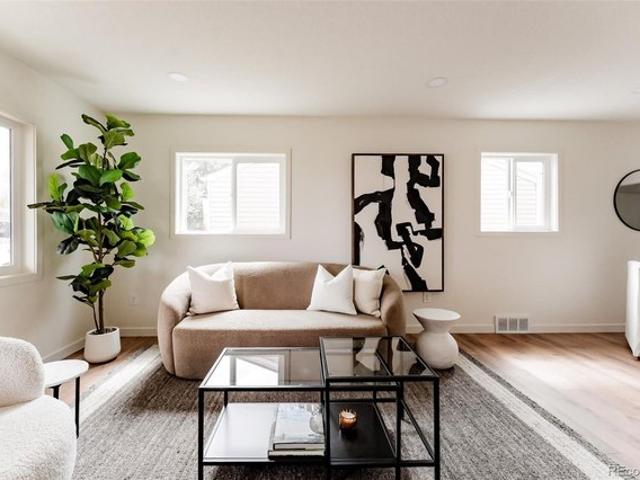 1973 Alton St, Aurora, CO 80010
