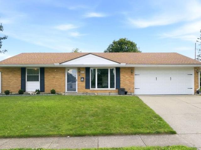 1973 Campus Dr, Fairborn, OH 45324