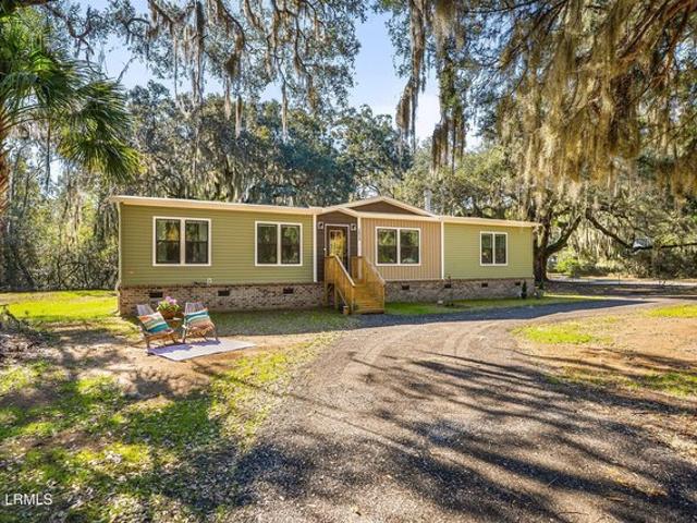 1973 Seaside Rd, Saint Helena Island, SC 29920