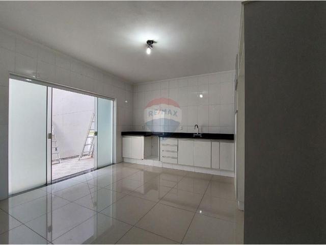197.00 M² Sobrado Alugar, 3 Dormitórios localizado em Centro, Itapira, São Paulo, 13970 130 | Brasil