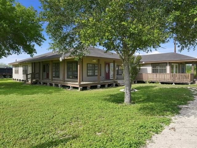 197 County Road 460, Alice, TX 78332
