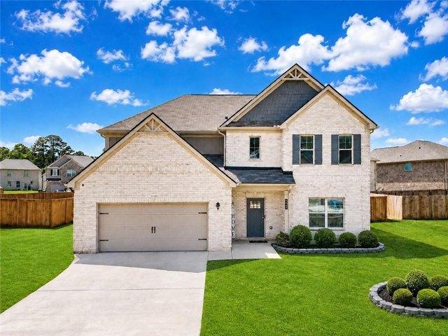 197 Cabin Way, Hampton, GA 30228
