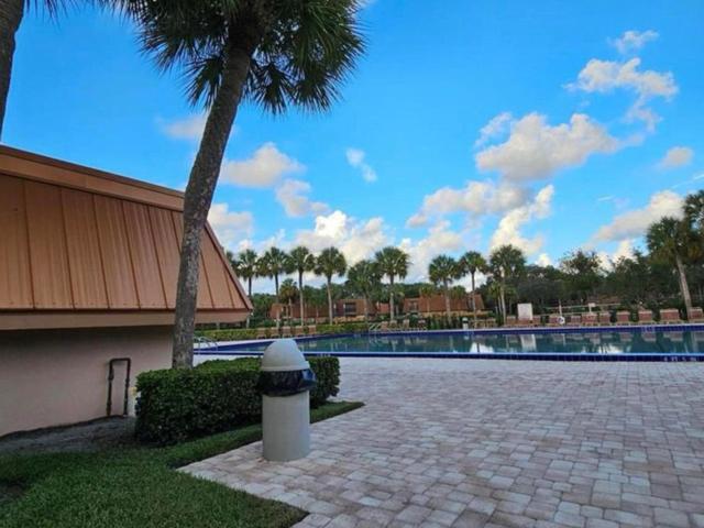 197 Charter Way, West Palm Beach, FL 33407 | MLS #B26013 | Compass