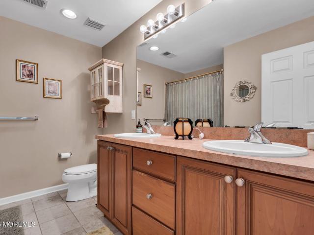 197 Benjamin St, Toms River, NJ 08755 | MLS #22622