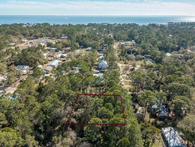197 Bl 236 22nd Apalachicola Ave Lot 16 19, FL 32320