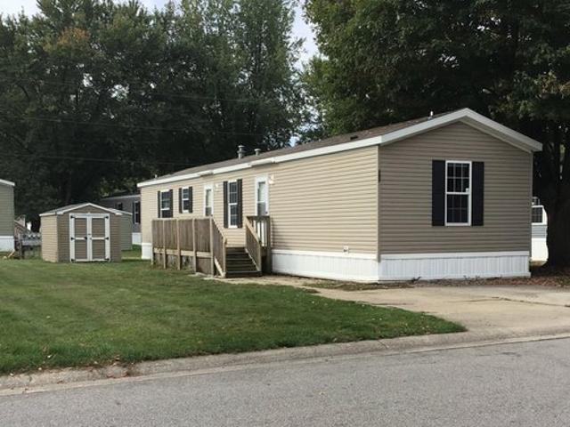 197 Brookside Mnr, Goshen, IN 46526