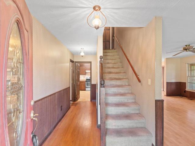 197 Glass Hill Dr