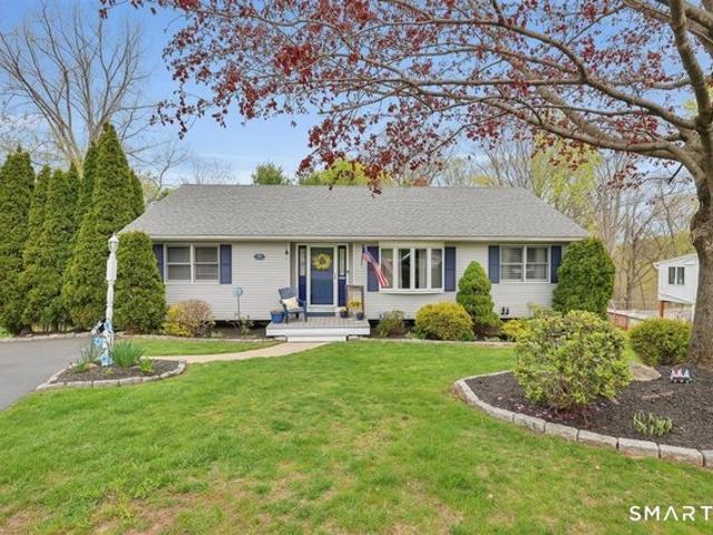 197 Dana Ln, Meriden, CT 06451
