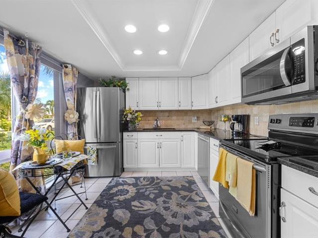 197 Harrison Rd, Unit 3, Naples, FL 34112 | MLS #225075